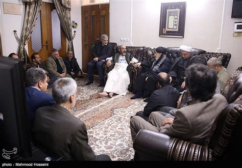 ملاقات آیت الله لواسانی ، دکتر ابوالفضلی و مدیران خبرگزاری تسنیم با فرج الله سلحشور عکس خبری