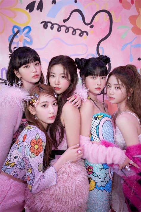 르세라핌→아이브·스키즈 日 접수할 차세대 K팝 주자 누구 엑s 초점 나무뉴스