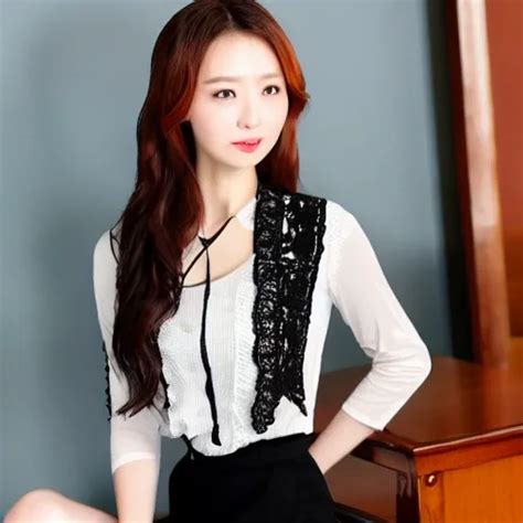 ，最高质量，1 1，写实，亚洲女孩，黑色的长发，长腿，精致的五官，可爱的脸，巨乳，中国古代衣服，竹林，红色的衣服，红色的发带，黑色的瞳孔 Arthub Ai