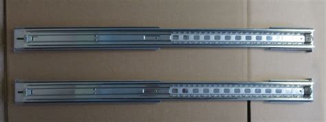 Ibm 01 01 860r03 01 01 860r05 X3250 M2 M3 1u Left And Right Rackmount Rail Kit