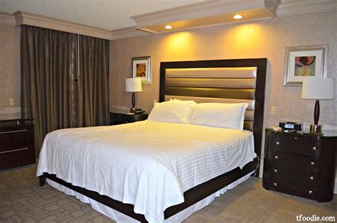 The Traveling Foodie Treasure Island Las Vegas