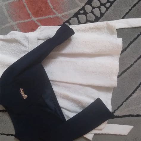 کمدا قیمت و خرید لباس بچه گانه رنگ سفید سایز مناسب برا سن 3 سال