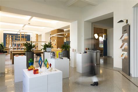 საინტერესო ნივთები თიბისი კონცეპტის მულტიფუნქციურ სივრცეში მდებარე