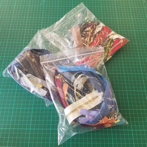 Assorted Zip Bag Fabricbazaar