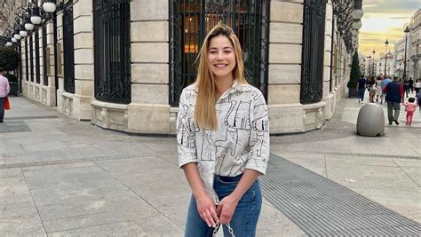 은색이 헤어질 때까지에서 움직이는 장면”을 촬영 한 후 줄리엣 파르다우 Juliette Pardau 는 무릎을 다쳤습니다 Infobae