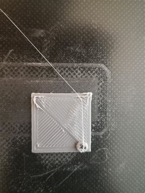 dragging on previous layers and leaving blobs in the corners r ender3v2