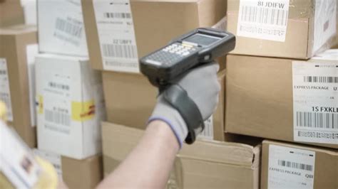955 Warehouse Worker Scanning Barcode Stock Videos Footage And 4k Video