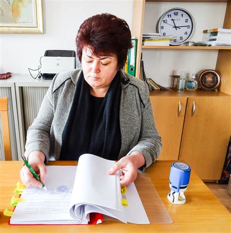 ПО ПРОЕКТ ИЗГРАЖДАТ СПОРТНА ПЛОЩАДКА В УЧИЛИЩЕ В ДОЛНИ ЧИФЛИК Eufunds