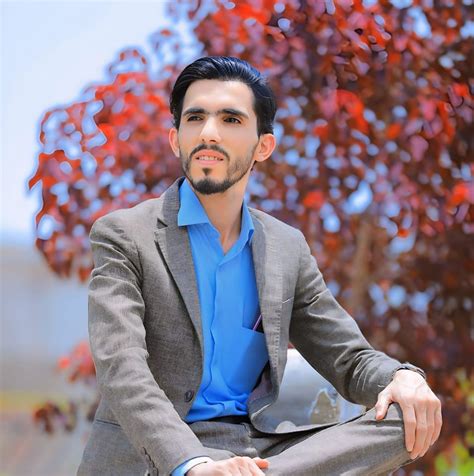 تواصلت مع الأحبة في ريمة والحمدلله ماقصروا استقبلوا الأخ بشير والأن هو