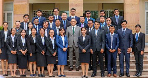 ឯកឧត្តមឧបនាយករដ្ឋមន្រ្តី សុខ ចិន្ដាសោភា ទទួលជួបនិស្សិតអាហារូបករណ៍ទៅសិក្សានៅប្រទេសជប៉ុន