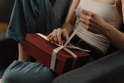 5 Ways To Increase Customer Retention Through Unboxing