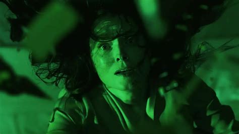 Disney Fans Stunned After Finding Out Tinkerbell Wasnt In Iconic Intro Animation