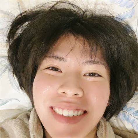 最近一堆色淫師的文，越看越氣。 1 性侵害 性騷擾的受害者，平均第一次向外人講出來，需要25年。 2 講出來後，無可避免的幾乎都會受到二次以上的傷害。包含質疑、為何不逃脫等等言論。 3