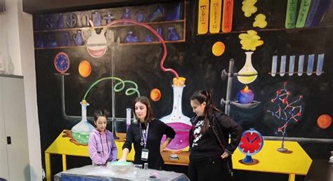 ბენარის საჯარო სკოლის მოსწავლეები სახალისო მეცნიერებათა მუზეუმს ესტუმრნენ ეტალონი