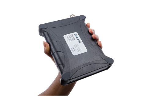 Rsa306b Real Time Spectrum Analyzer 9 Khz To 6 2 Ghz 40 Mhz Acquisition Bandwidth
