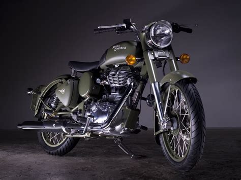 Motorrad Vergleich Kawasaki Z7 Hybrid 2024 Vs Royal Enfield Bullet 500