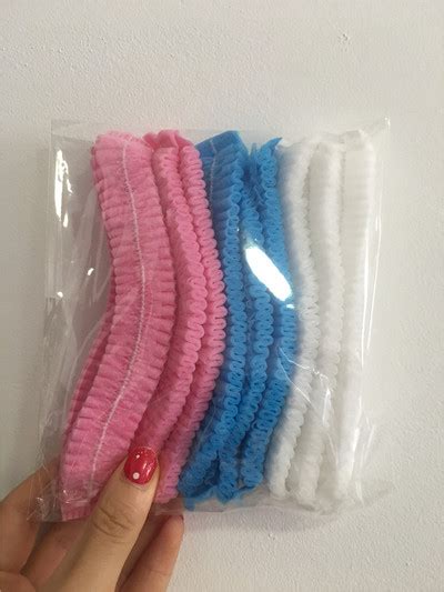 Гореща разпродажба 10pcs Нетъкани шапки за еднократна употреба Плисирана шапка против прах Жени