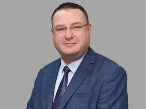 Поздрав от кмета на Свищов д р Генчо Генчев по повод националния празник на Република България