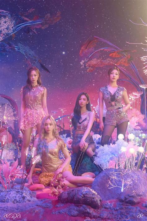 에스파 데뷔 4주년 에펨코리아