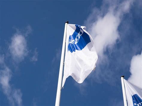 Carl Zeiss Meditec Closes Fiscal Year 202324 With Slight Decline In