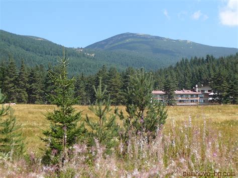 Семково в общБелица Летен планински туризъм на Семково