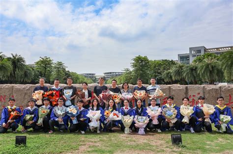 恭喜2024届毕业生顺利毕业 新闻动态 华南师范大学微纳研究小组