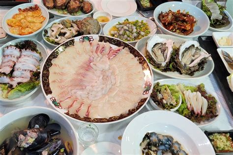 어부횟집 음식점 정보와 주변 관광 명소 및 근처 맛집 여행 정보