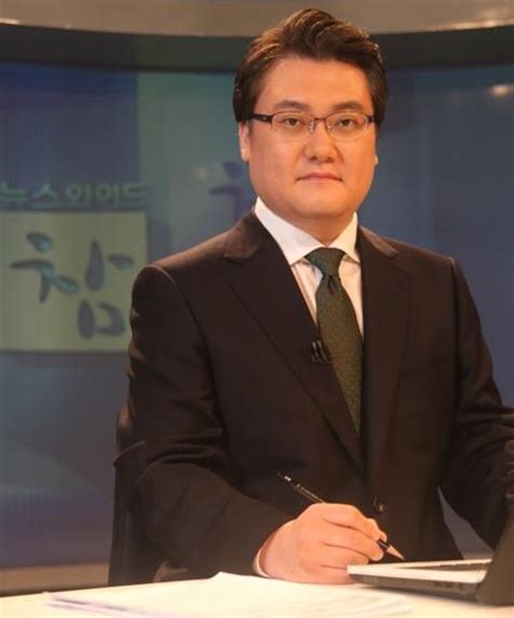 금품수수 의혹 엄성섭 Tv조선 앵커 보도라인 핫라인 진행 중단