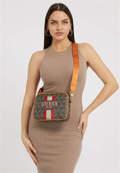 Guess Vikky G Cube Logo Olkalaukku Mehrfarbig Braunruskea Zalandofi