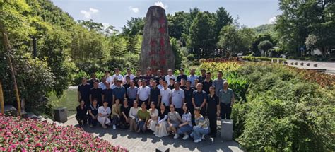 “绿水青山就是金山银山” 河南某组织部组织干部考察“浙江千万工程” 浙江嘉兴红迹文化培训中心