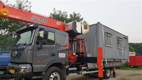 5톤 카고크레인 작업현장 연합크레인카고화물