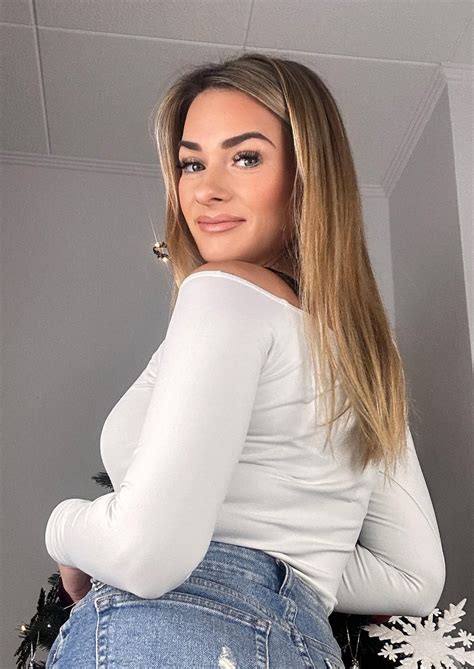 Jeans As Part Of My Everyday Routine R Girlsinjeans