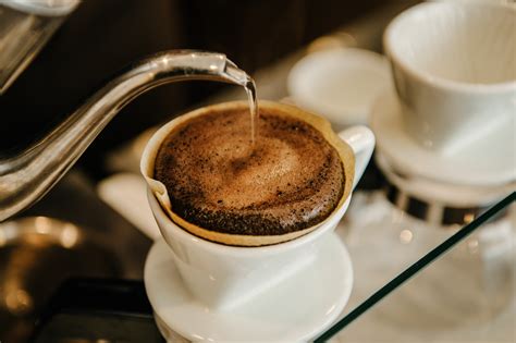 コーヒーのハンドドリップ抽出 上手にお湯を注ぐためにおススメの道具