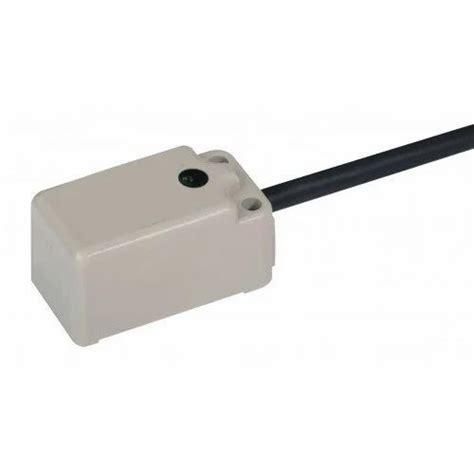 Rectangular Standard Proximity Sensor At Best Price In Nashik