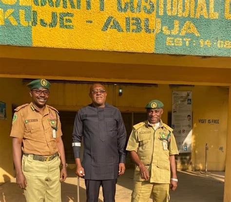 Olisa Metuh Leaves Prison After Court Admits Him To N250m Bail