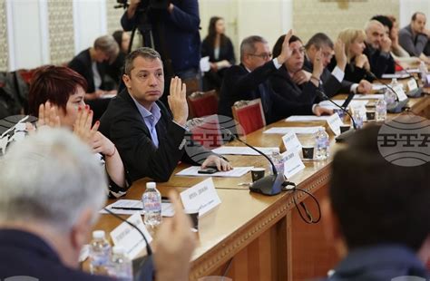 Комисията по бюджет и финанси в НС не прие на първо четене забраната на износ от България на