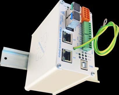 Průmyslový managed PoE switch PDF Stažení zdarma