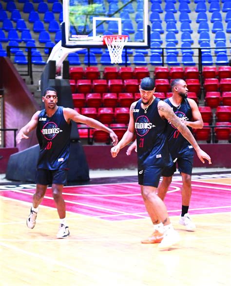 Indios De San Francisco Iniciaron Sus Entrenamientos En El Techado