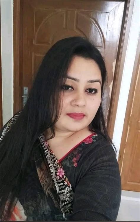 Bangla Choti Golpo বাংলা চটি গল্প Kiss করতে করতে দুইজন দুইজনের জামা