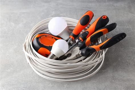 What Tools And Equipment Do Electricians Use