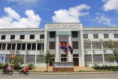 សកល វិទ្យាល័យទាំង ១០ ដែល ឈាន មុខ គេ នៅ កម្ពុ ជា នា ឆ្នាំ ២០២១ នេះ Khmerload Cambodia Latest News