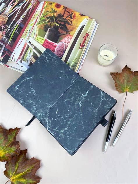 Кожаный черный ежедневник с цельным блоком модель Элегант — Именные кожаные блокноты и ежедневники