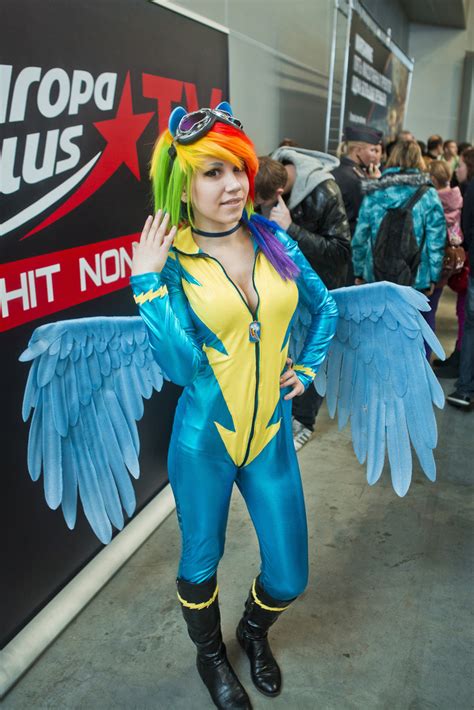 Bad Rainbow Dash Cosplay
