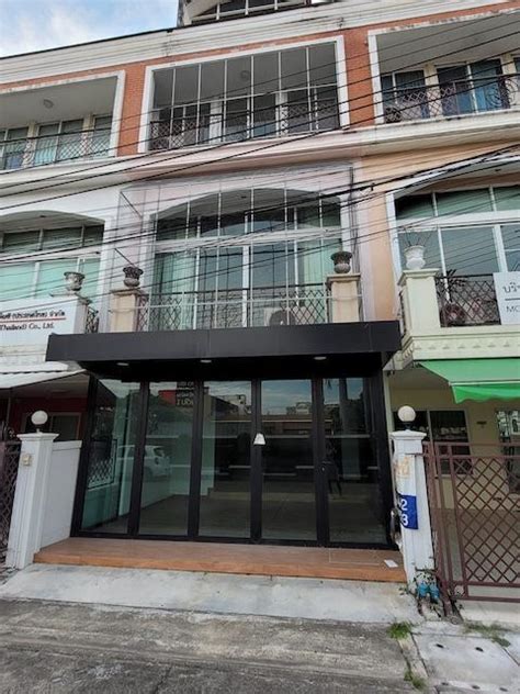 ให้เช่าโฮมออฟฟิศ 3 5 ชั้น หมู่บ้านนีโอ คลาสสิคโฮม รามอินทรา ใกล้รถไฟฟ้า Ennxo