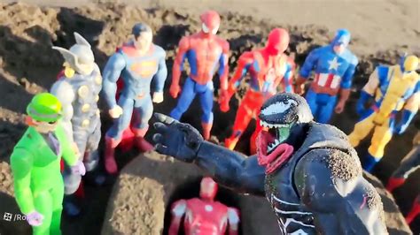 ویدبید هالک در مقابل اسپایدر من فیگور های ابر قهرمانی اسباب