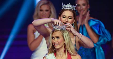 태권도 검은 띠 현역 美 공군 장교 미스 아메리카 우승