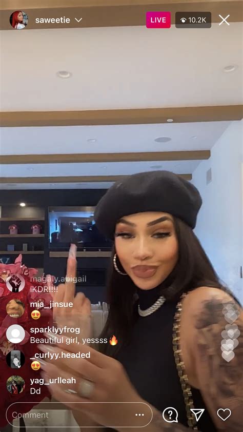 Exclusive Female Rapper Saweetie Now Dating Rapper Yg Hes Giving Her A 300kmth