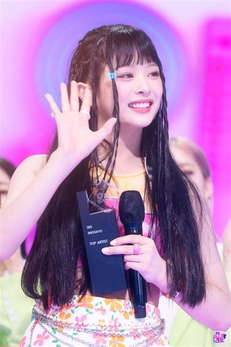 [포토스케치] 글로벌 차트 진입 완료 뉴진스 Newjeans 하니 2 Pd노트 Sbs Kpop Girls