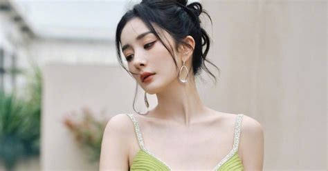 Chuyện Gì đang Xảy Ra Với Con Gái Dương Mịch