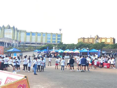 ដើម្បីកុមារកម្ពុជា ភ្ញៀវ៧០០នាក់ចូលរួមកម្មវិធីរត់ពាក់កណ្ដាលម៉ារ៉ាតុងលើកំពូលភ្នំបូកគោ